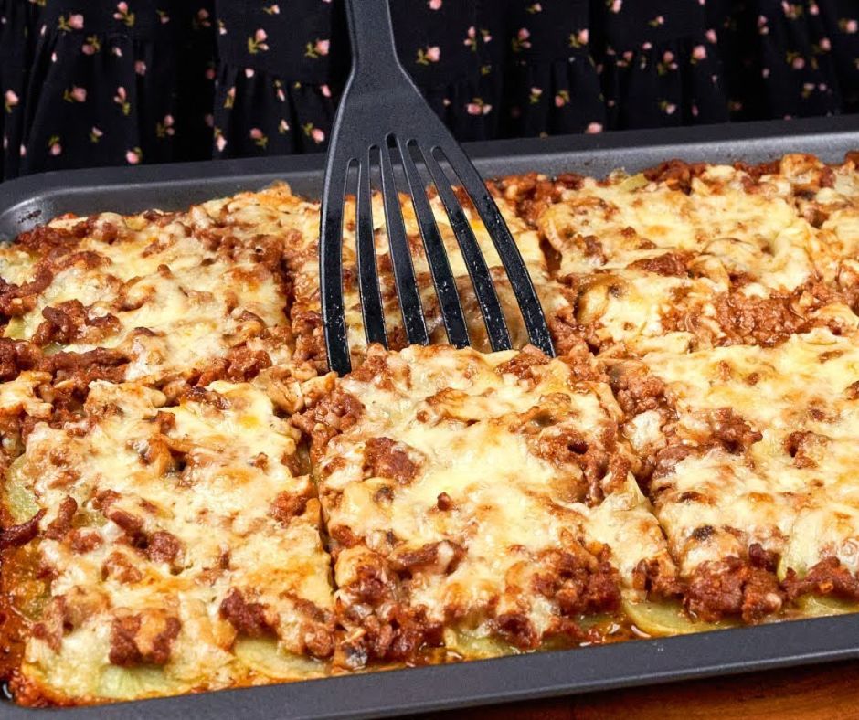 Savory And Tasty Mozzarella Beef Potato Casserole
