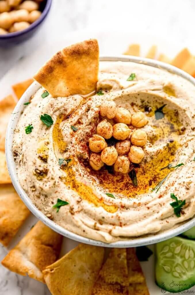Creamy Mediterranean Hummus With Olive Oil & Za’atar